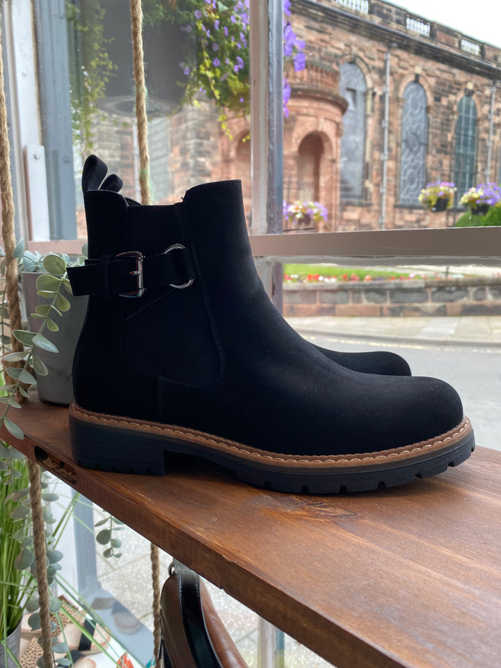 Footwear – Ralph & Rupert