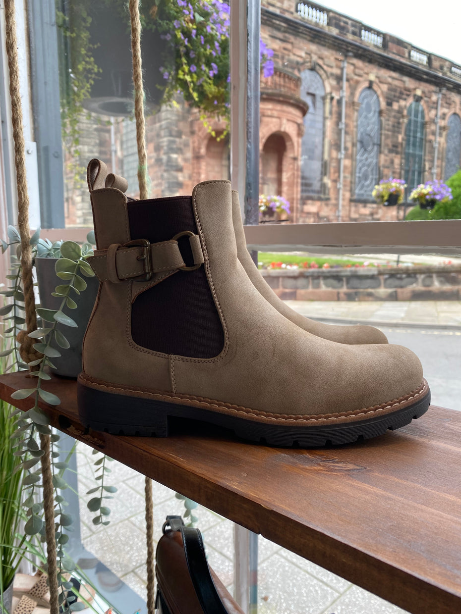 Footwear – Ralph & Rupert